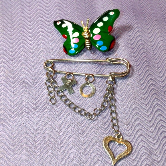 Vintage | Jewelry | Beautiful Lot Of Two Vintage Brooches | Poshmark